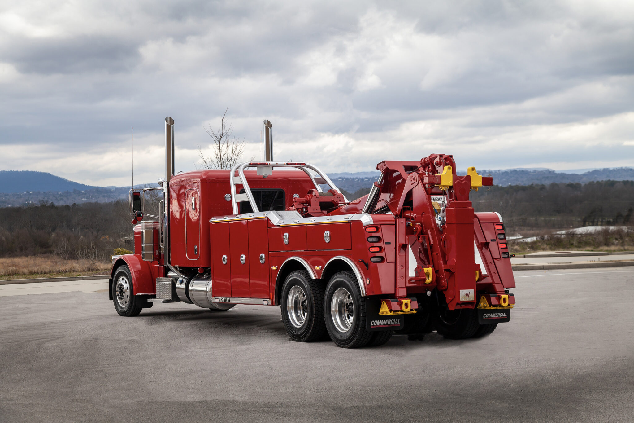 Home - Commercial Truck Equipment Co.