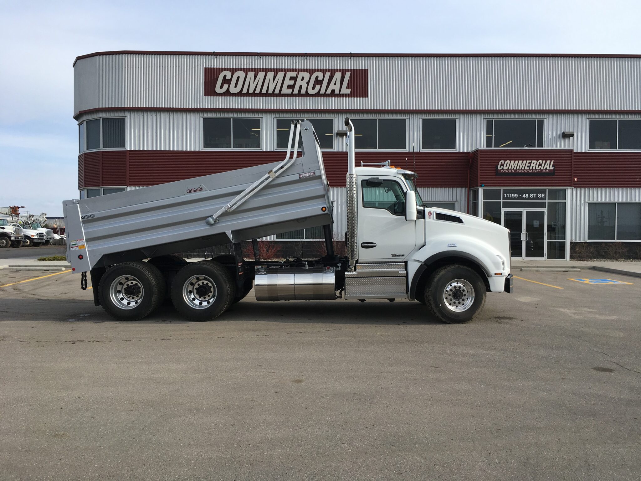 Dump Boxes - Commercial Truck Equipment Co.