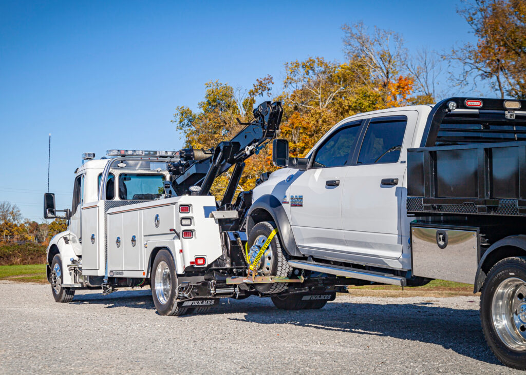 Towing & Recovery - Commercial Truck Equipment Co.